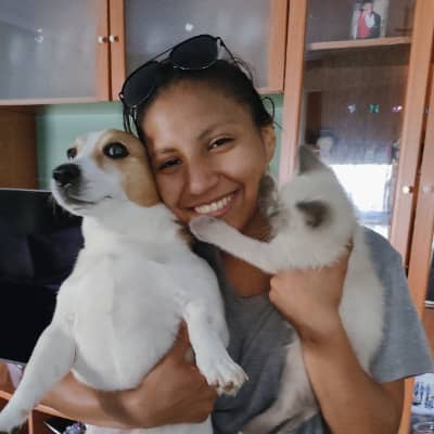 Nikole M. | Guadarrama, Spain | Rover.com