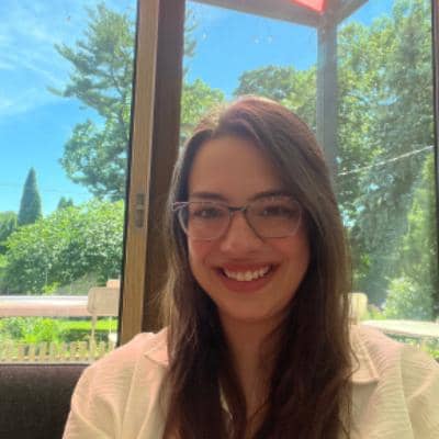 Kim B. | Lindenhurst, IL | Rover.com