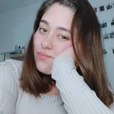 Nadia M. | Valencia, Spain | Rover.com