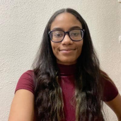 Liza L. | New haven, CT | Rover.com