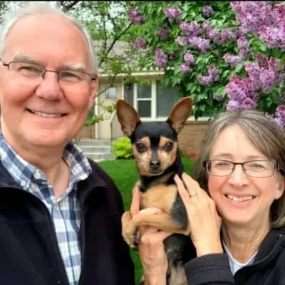 Debbie & Bill G. | Anthem, AZ | Rover.com