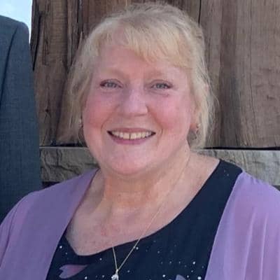 Find loving pet care with Laronna V. on Rover.com