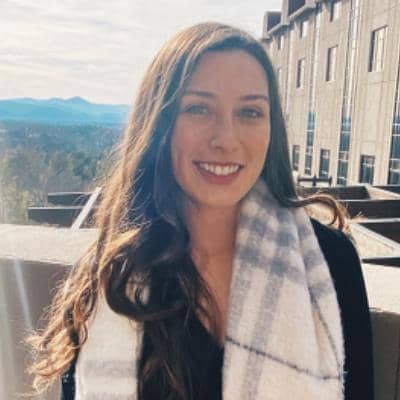 Amber O. | Peoria, IL | Rover.com