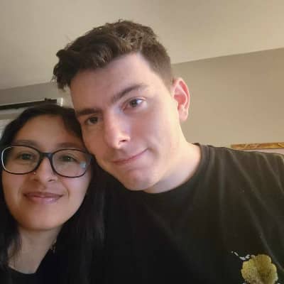 Ryan & Dolores N. | Lynnwood, WA | Rover.com