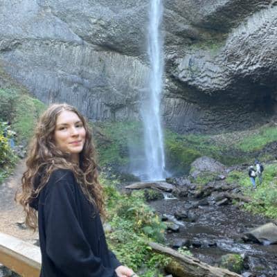 Layla H. | Beaverton, OR | Rover.com