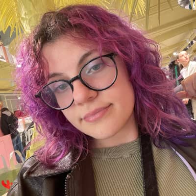 Angele M. | Paris, France | Rover.com