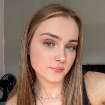 Laura B. | Long Eaton, United Kingdom | Rover.com