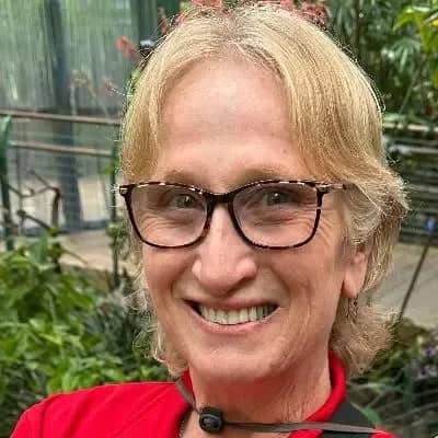 Lori W. | San Marcos, CA | Rover.com