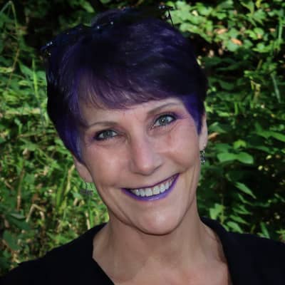 Nancy L. | Toledo, OR | Rover.com