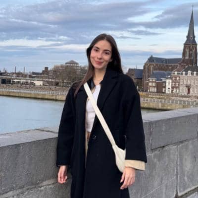 Bruna P. | Amsterdam, Netherlands | Rover.com